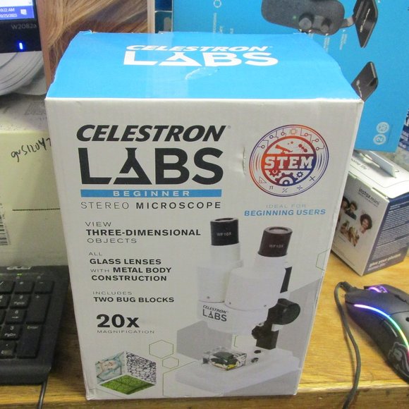 CELESTRON LABS | Other | Celestron Labs S2 Beginner Stereo Microscope With 2 Bug Blocks | Poshmark